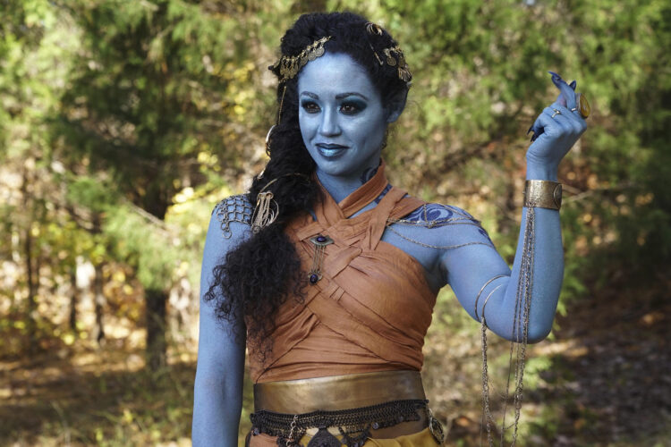 8 Hot Sexy Riann Steele Bikini Pics