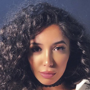 8 Hot Sexy Rimanelli Mellal Bikini Pics