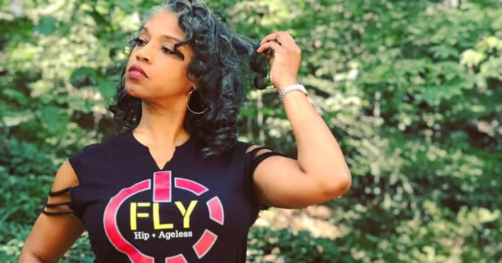 6 Hot Sexy Rolonda Rochelle Bikini Pics