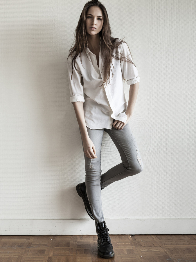 5 Hot Sexy Romane Recalde Bikini Pics