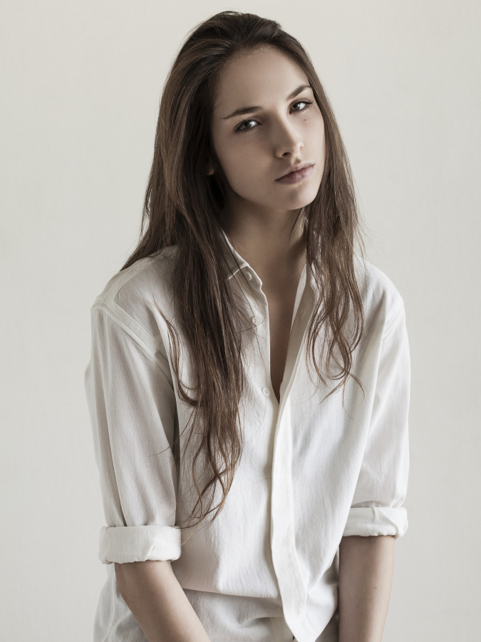 5 Hot Sexy Romane Recalde Bikini Pics