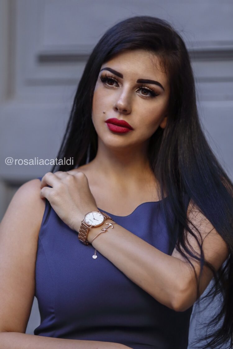 8 Hot Sexy Rosalia Cataldi Bikini Pics