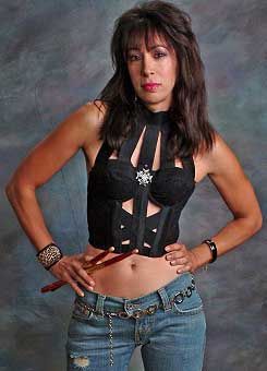 6 Hot Sexy Roxy Petrucci Bikini Pics