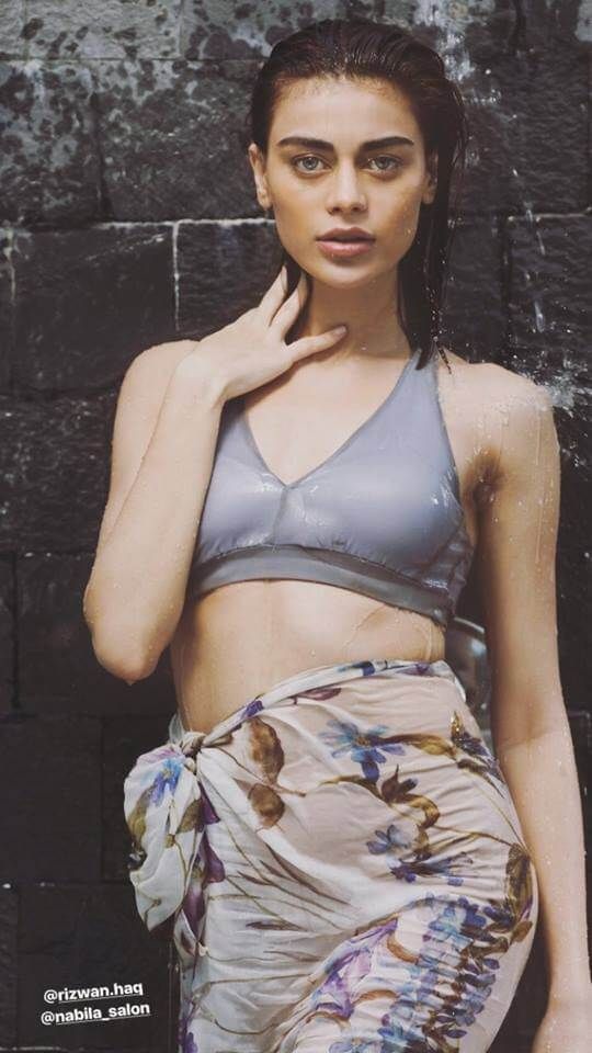 7 Hot Sexy Sadaf Kanwal Bikini Pics