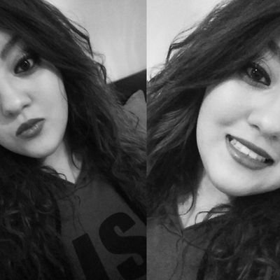 9 Hot Sexy Samia Dikouk Bikini Pics