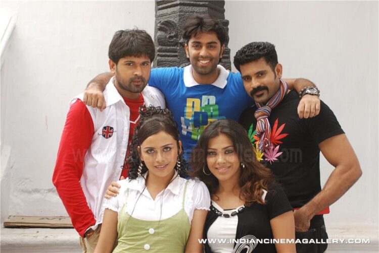 10 Hot Sexy sandya.n.vijayan Bikini Pics