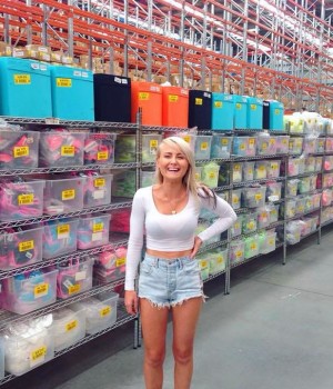 3 Hot Sexy Sara Goodwin Bikini Pics