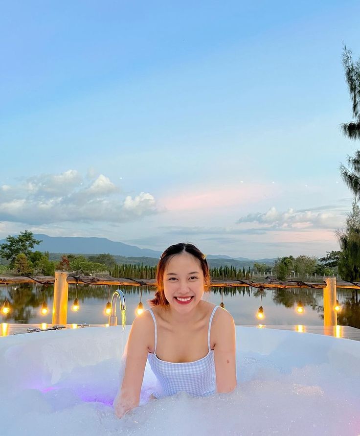 7 Hot Sexy Sarocha Chankimha Bikini Pics