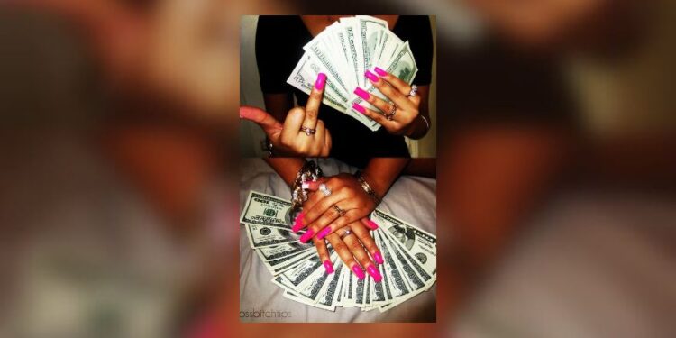 9 Hot Sexy Sayyora Badalbaeva Bikini Pics