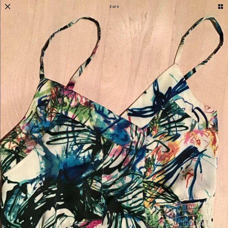 9 Hot Sexy ScribbleWolf Bikini Pics