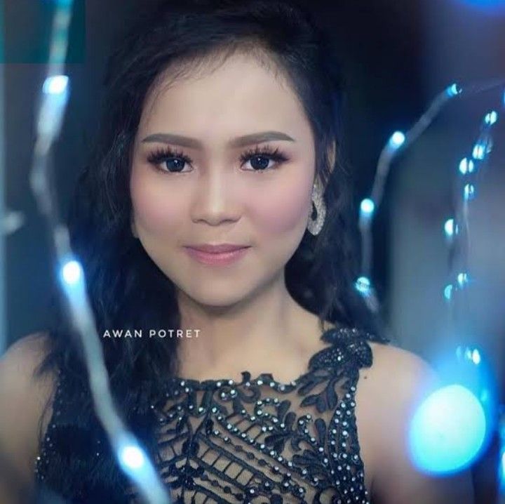 8 Hot Sexy Selfi Soppeng Bikini Pics