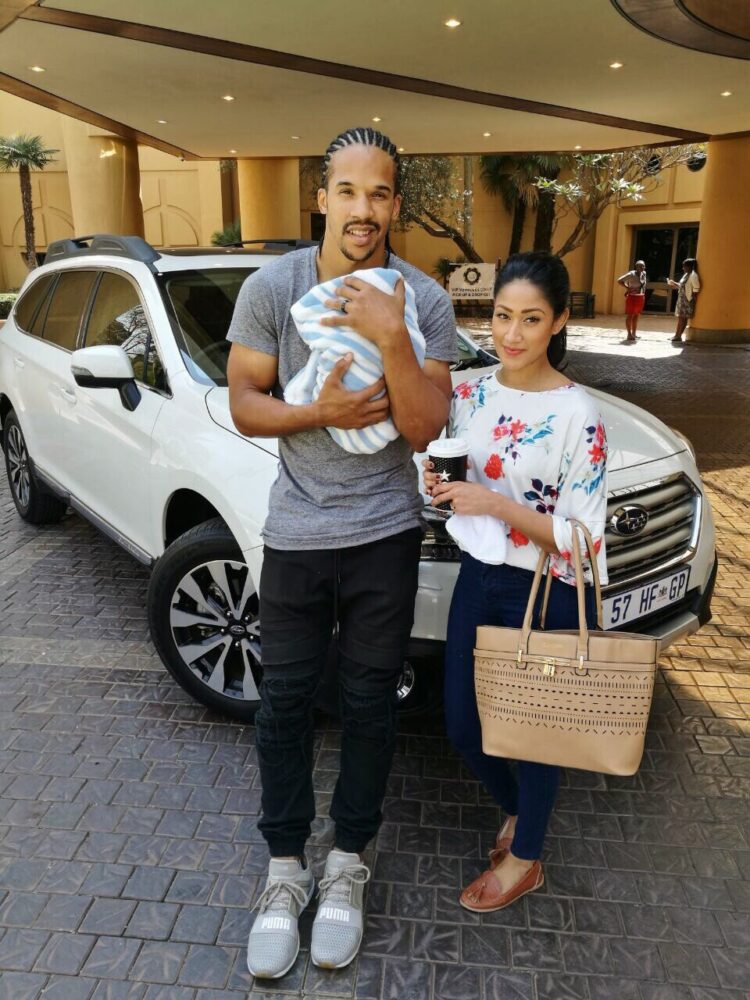 3 Hot Sexy Semone Skosan Bikini Pics