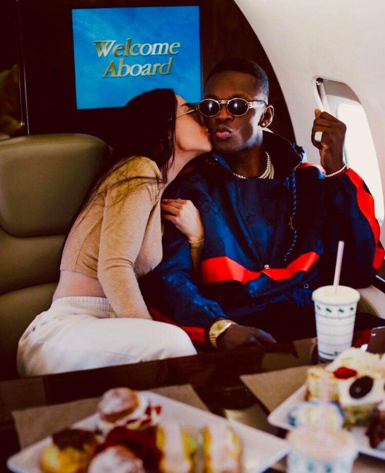 9 Hot Sexy Shana Evers Bikini Pics