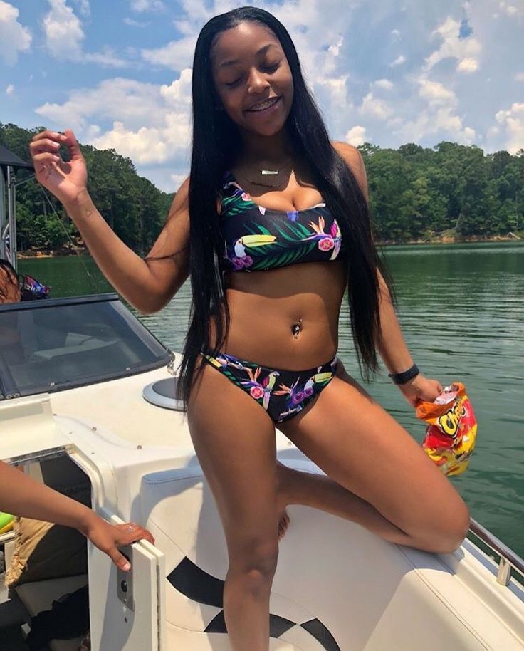 5 Hot Sexy Shay Bae Bikini Pics