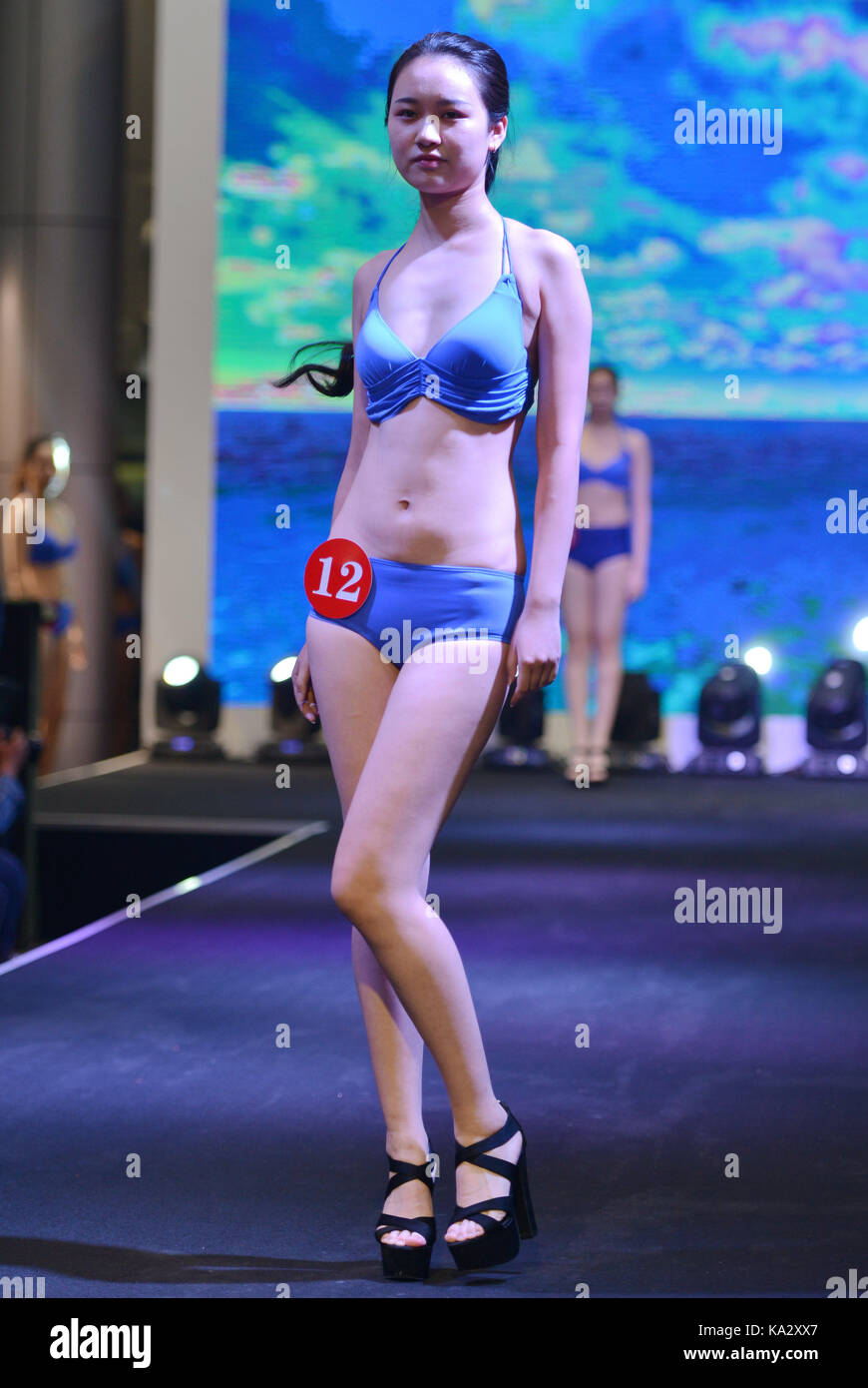 9 Hot Sexy Shen Yang Bikini Pics