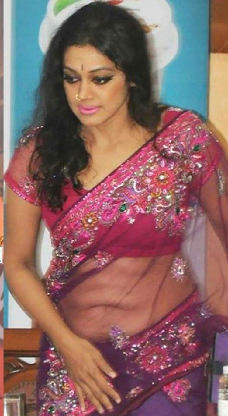 8 Hot Sexy Shobana Bikini Pics