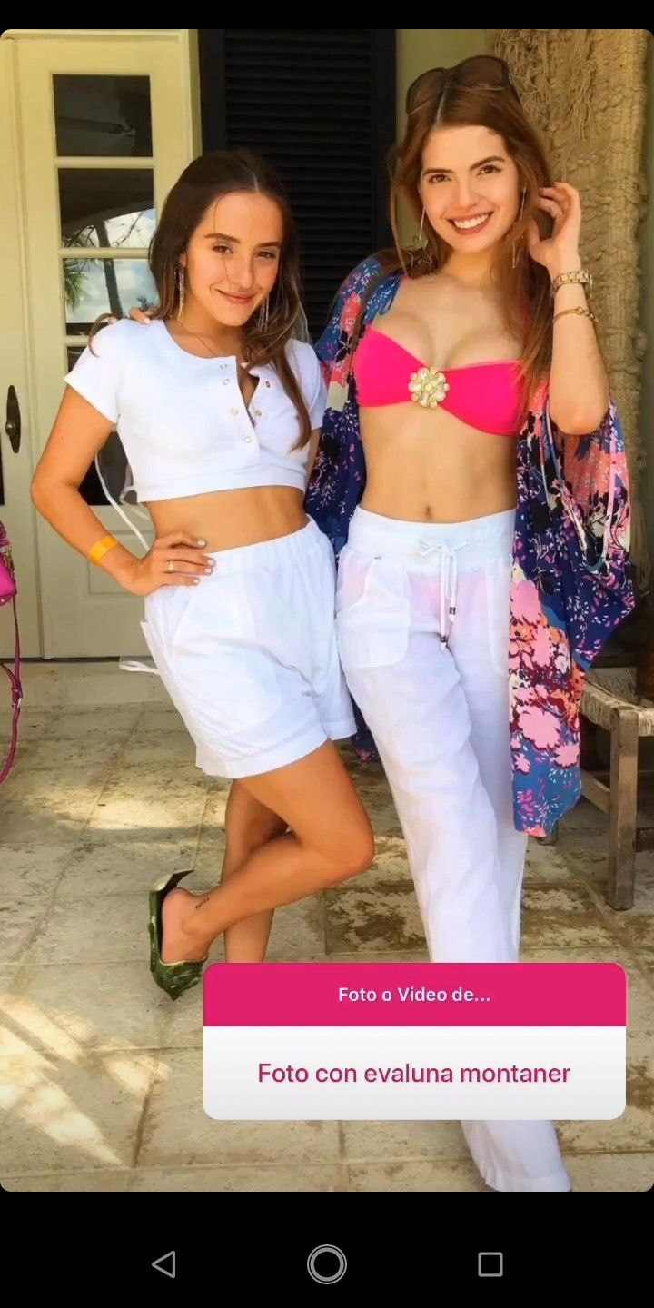 7 Hot Sexy Simone Marval Bikini Pics