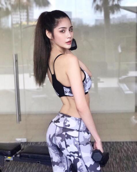 5 Hot Sexy Sirada Angkapanomprai Bikini Pics