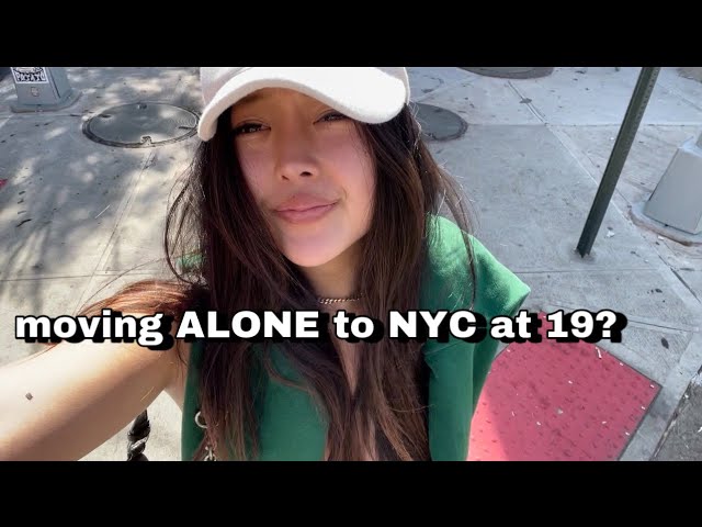 7 Hot Sexy Skyelar Chase Bikini Pics