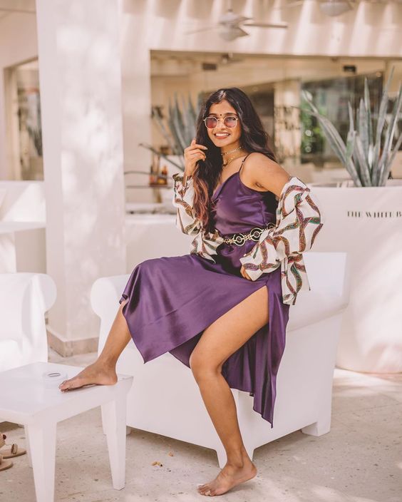 10 Hot Sexy Sruthi Jayadevan Bikini Pics