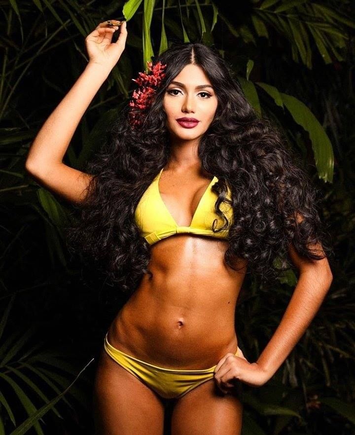 6 Hot Sexy Sthefany Gutierrez Bikini Pics