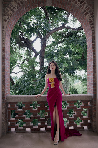 3 Hot Sexy Su Lu-wen Bikini Pics