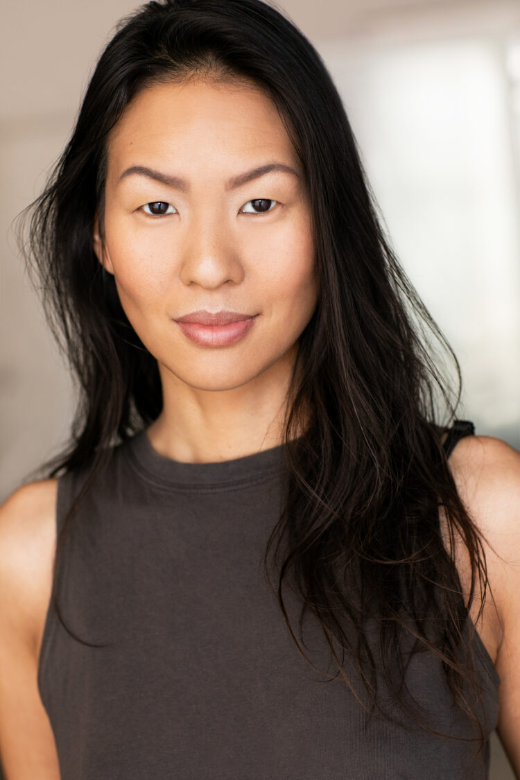 6 Hot Sexy Sue Ann Pien Bikini Pics