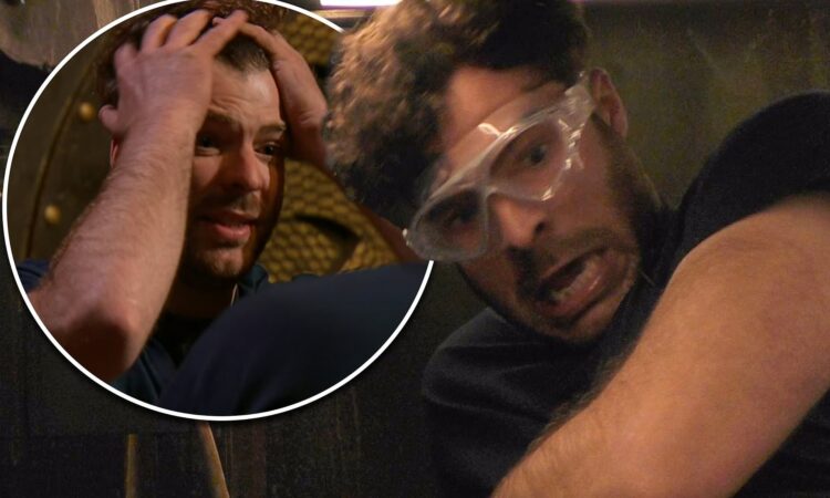 3 Hot Sexy Viper Deme Bikini Pics