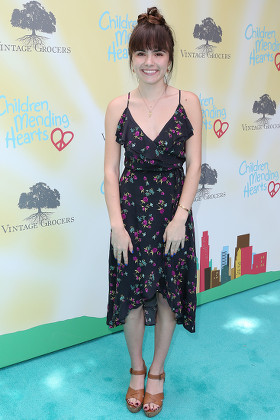 Ava Cardoso-Smith Feet