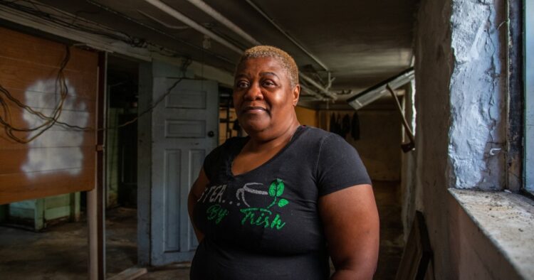 Catherine Gamez Feet