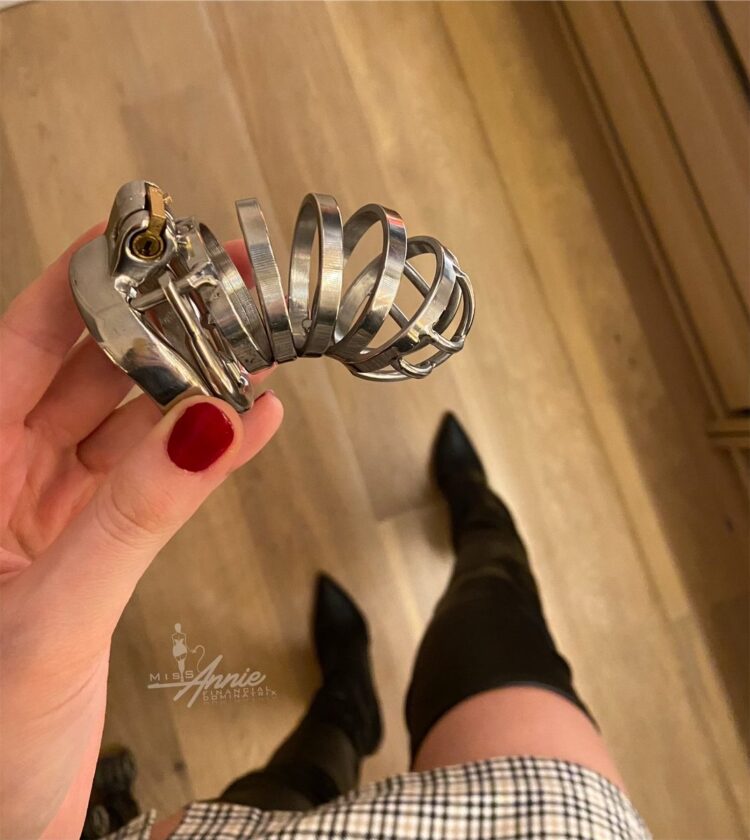 Chastity Feet