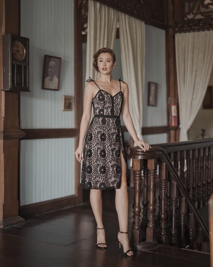 Coraleen Waddell Feet