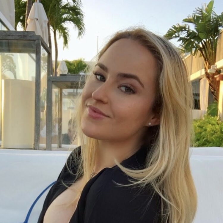 Danielle Gansky Feet