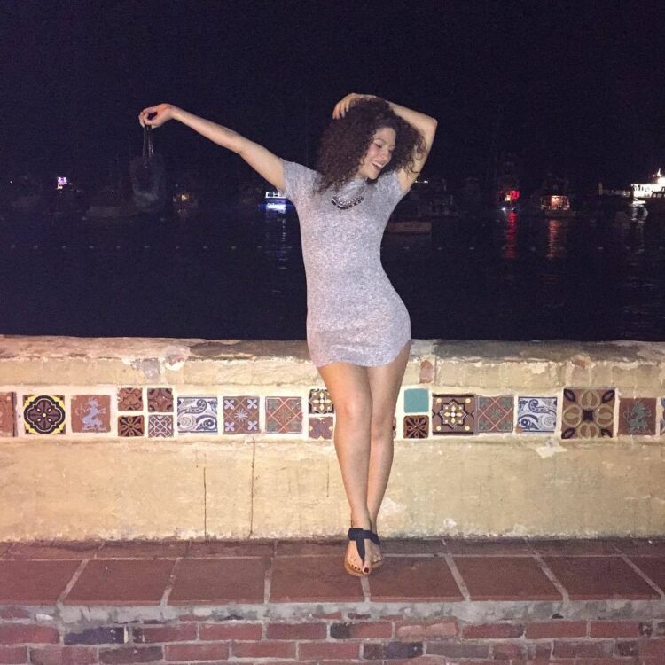 Danielle Renaee Feet