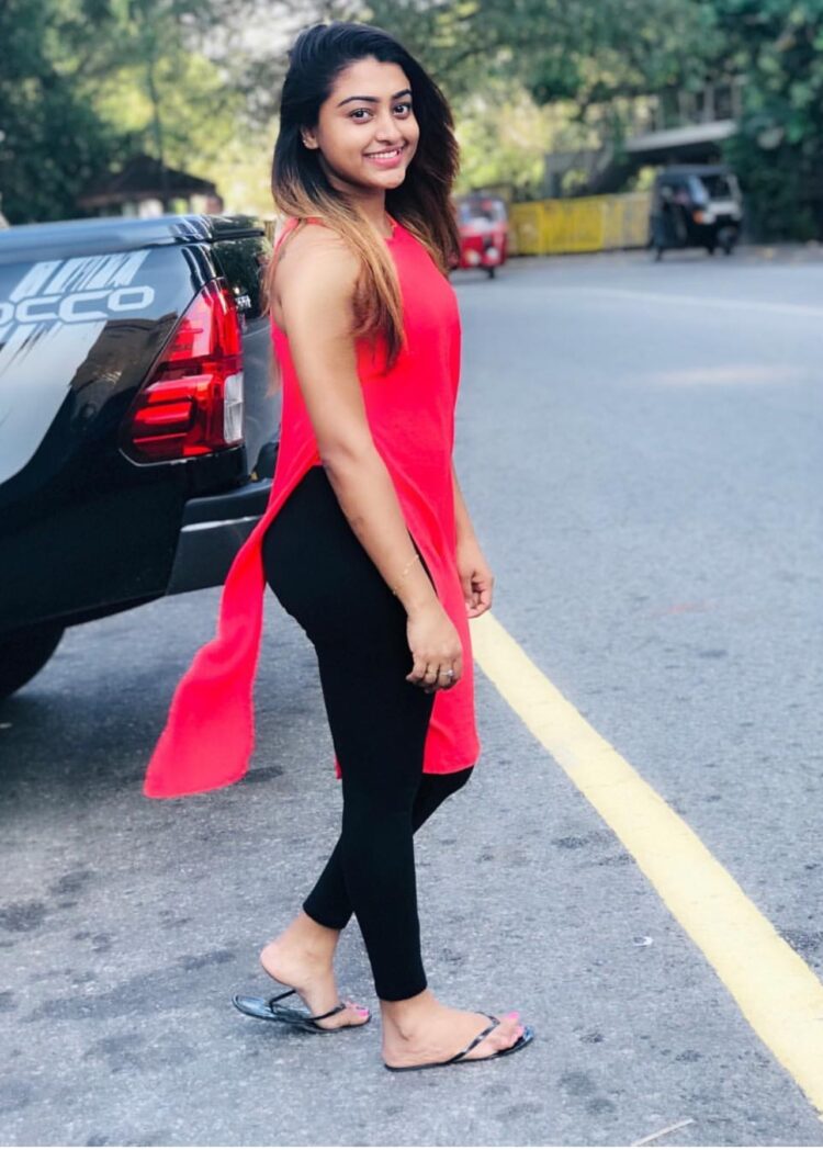 Dinusha Siriwardana Feet