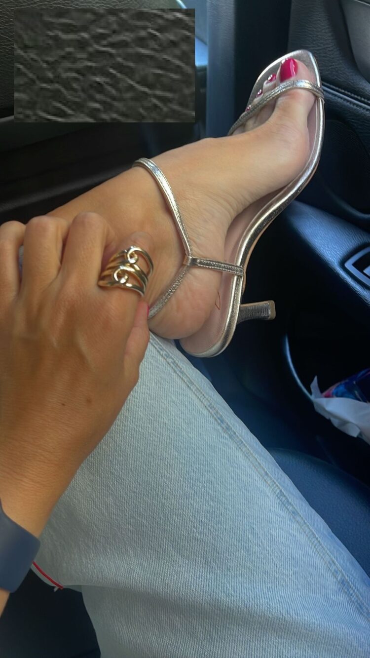 Ebru Sancak Feet