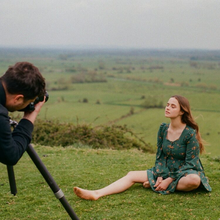 Gabrielle Aplin Feet