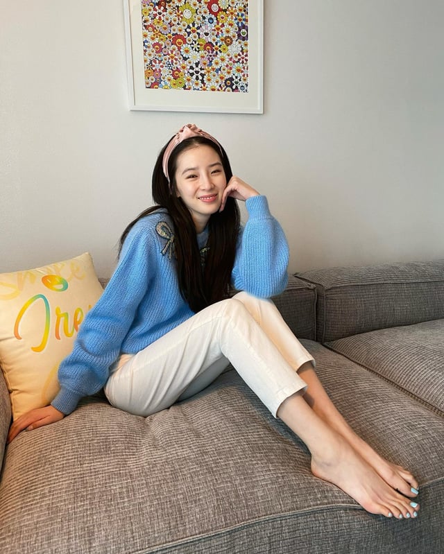 Irene Kim Feet