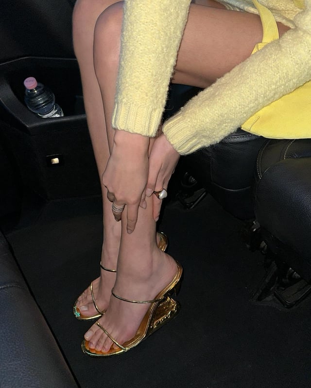 Irene Kim Feet
