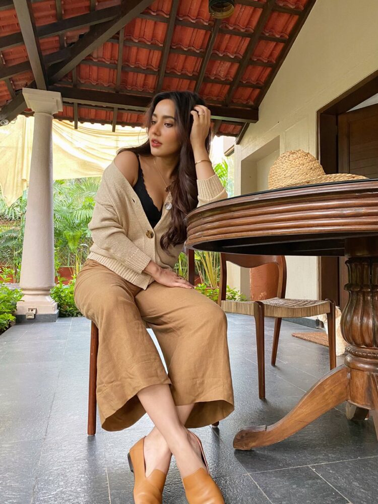 Jade Joselyn Feet