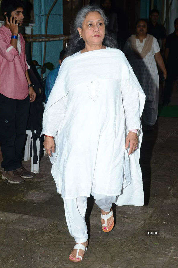 Jaya Bachchan Feet