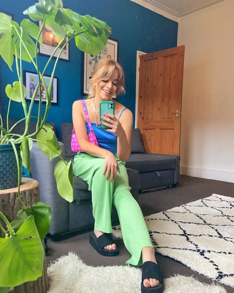 Jennifer Brooke Feet