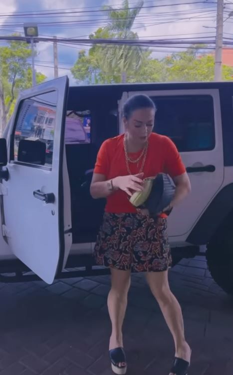 Jennifer Jill Supit Feet