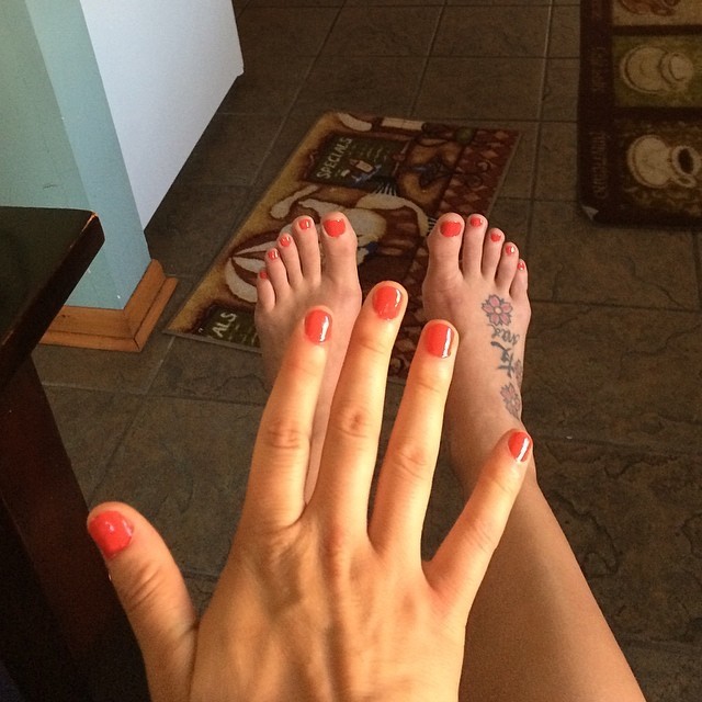Jessica Eye Feet