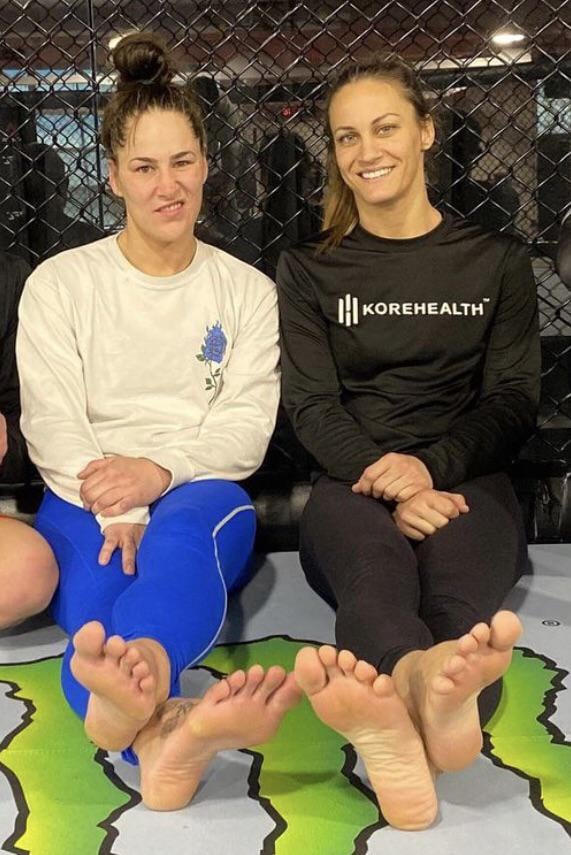 Jessica Eye Feet