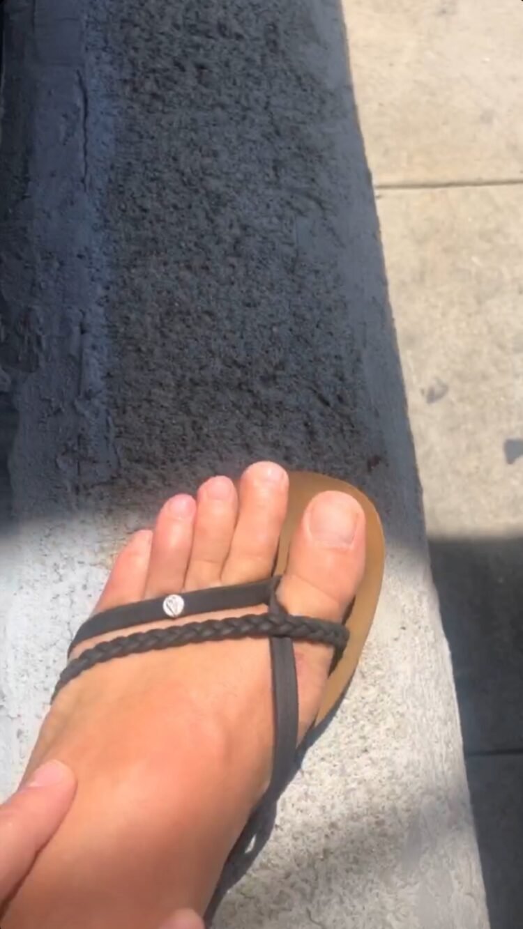 Jessica Eye Feet
