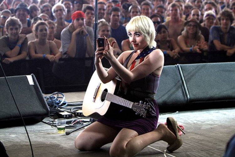 Jessica Lea Mayfield Feet