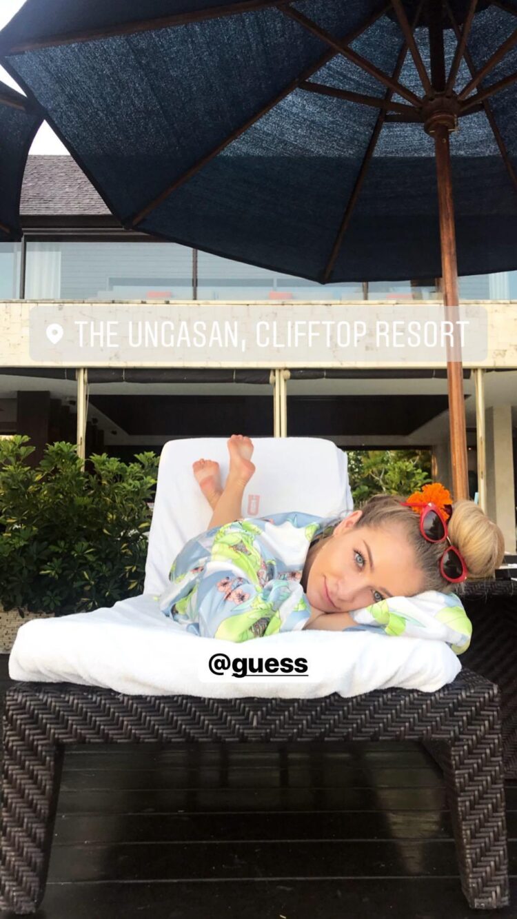 Jessica Richens Feet