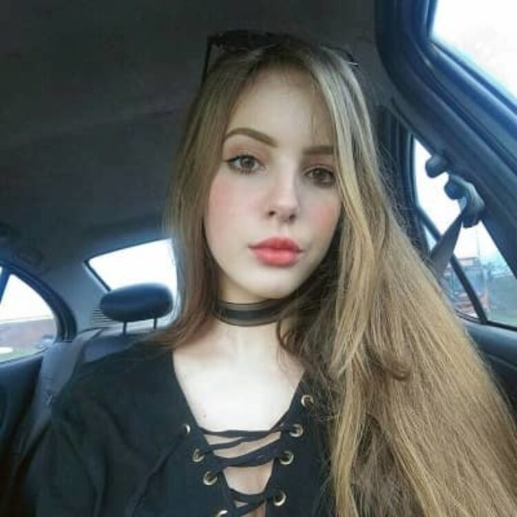 Jhulia Pimentel Feet