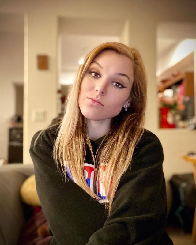 Josiane Lessard Feet